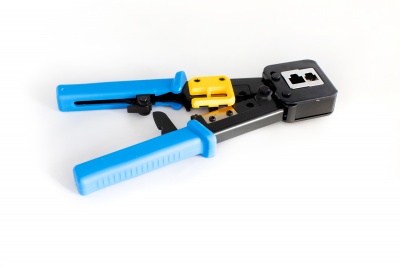 Cable Accessories | Connectors, Clips & Installation Tools – Luxrite ...